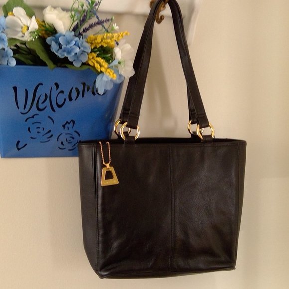 Laura Scott | Bags | Nwot Laura Scott Black Leather Shoulder Bag | Poshmark